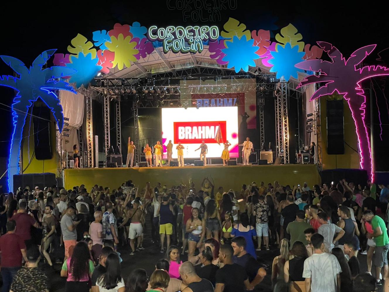 NOVIDADES POR E-MAIL